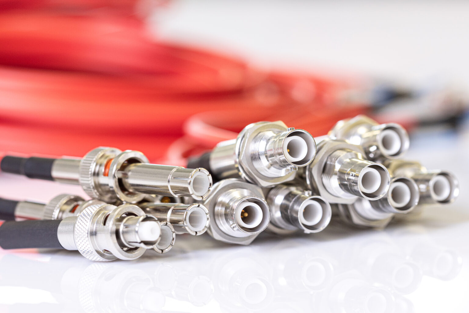 Custom High-Frequency, High-Voltage & Fiber Optic Cables